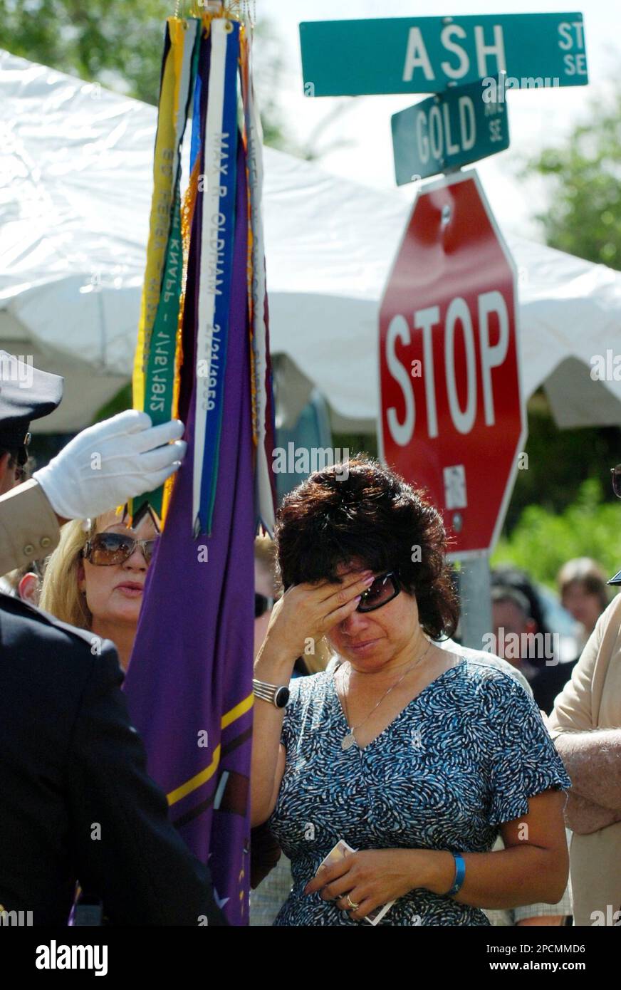 Debbie King, the widow of Albuquerque Police Officer Michael King ...