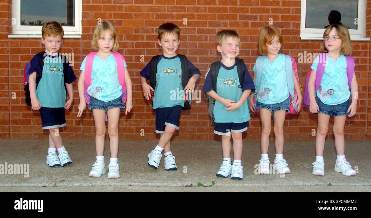 The Headrick sextuplets, from left, Ethan Roy , Melissa Sue, Grant ...