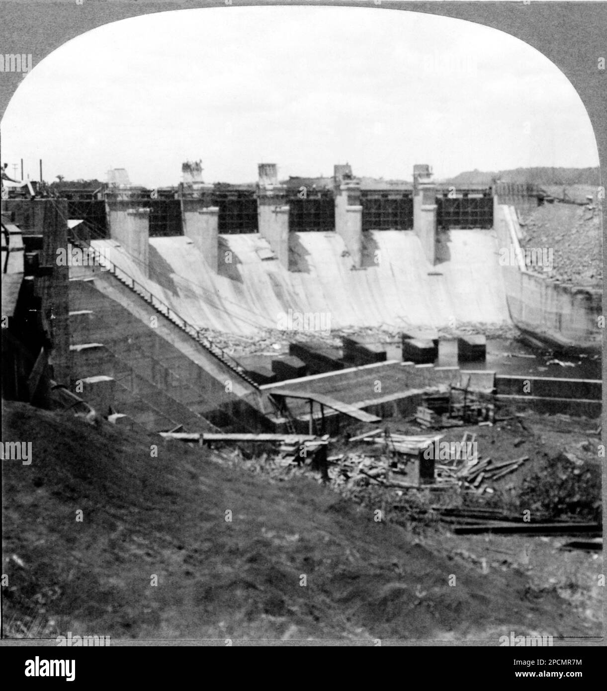 PANAMA : At the foot of the spillway at Gatun Dam, Panama Canal , 1913 ...