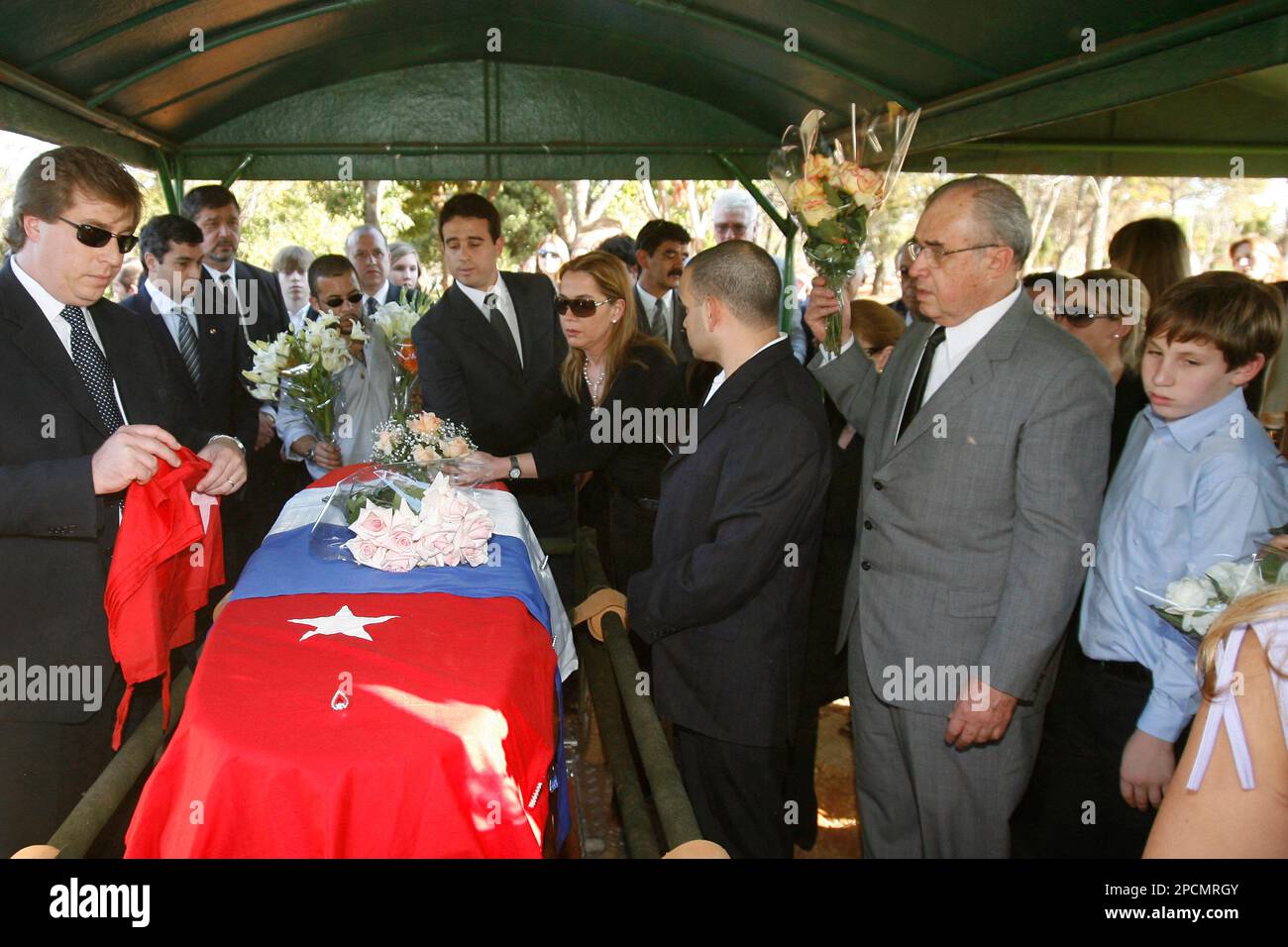Members of the family participate of the funeral of former Paraguayan ...