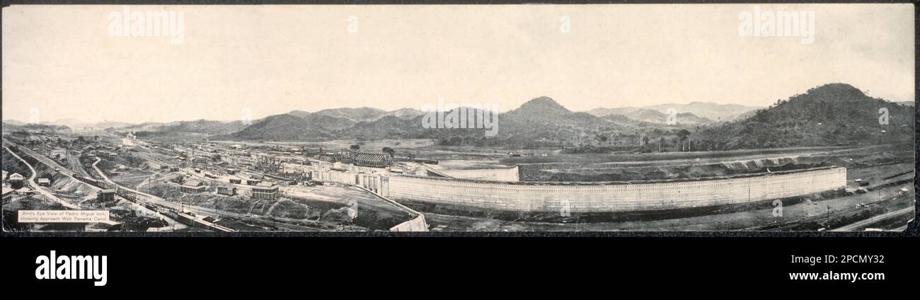 PANAMA : Bird's eye view of Pedro Miguel Lock, showing approach wall ...