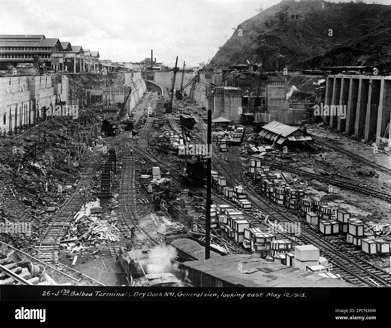 PANAMA : Panama Canal construction, 1905 , Balboa terminals & dry dock ...