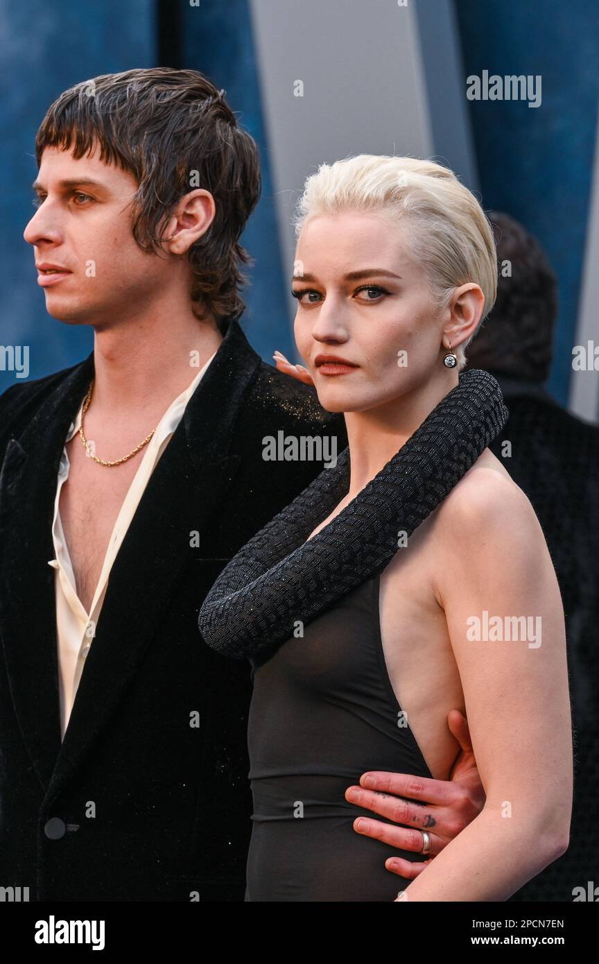 Mark Foster And Girlfriend