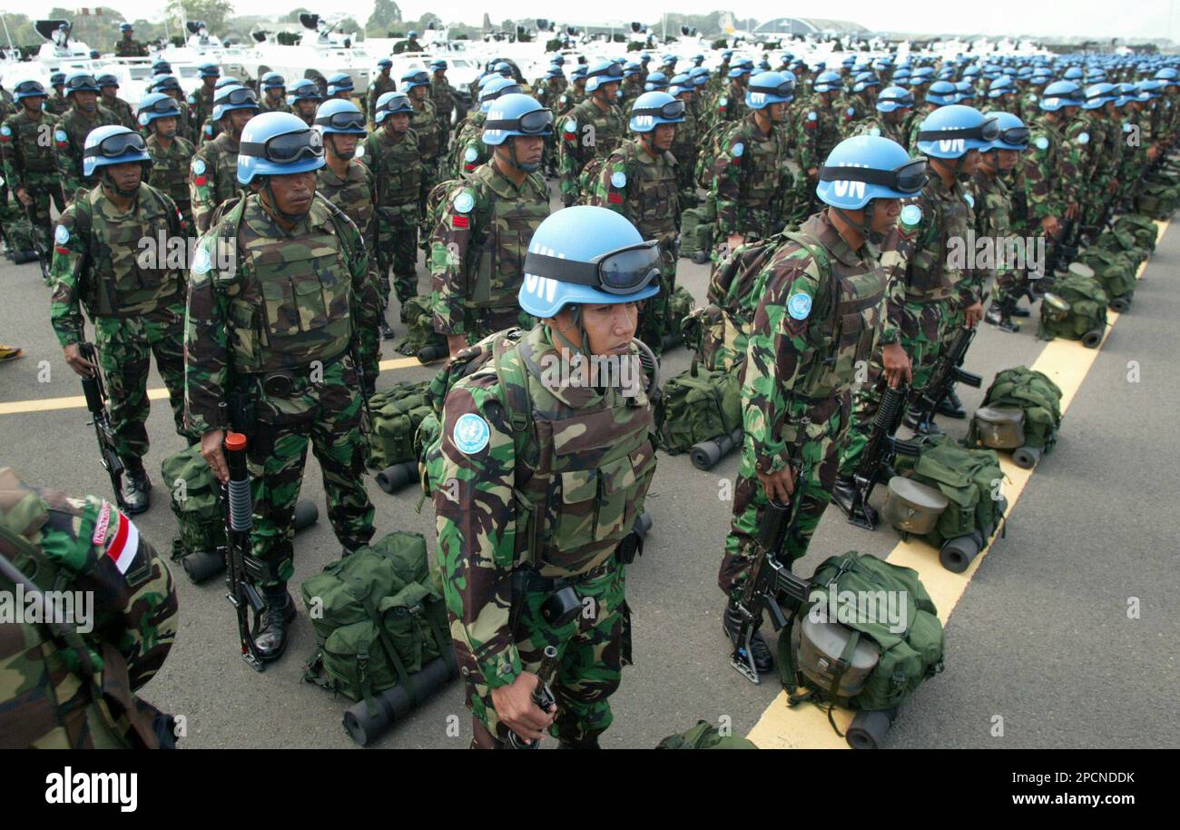 Indonesian soldiers prepared to be sent to Lebanon for peacekeeping ...