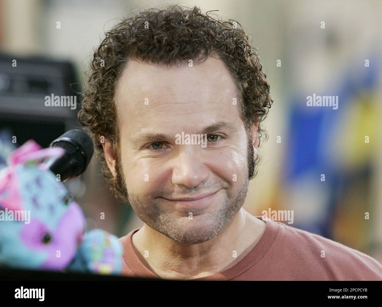 Lead singer John Ondrasik, of Five for Fighting, performs with his ...