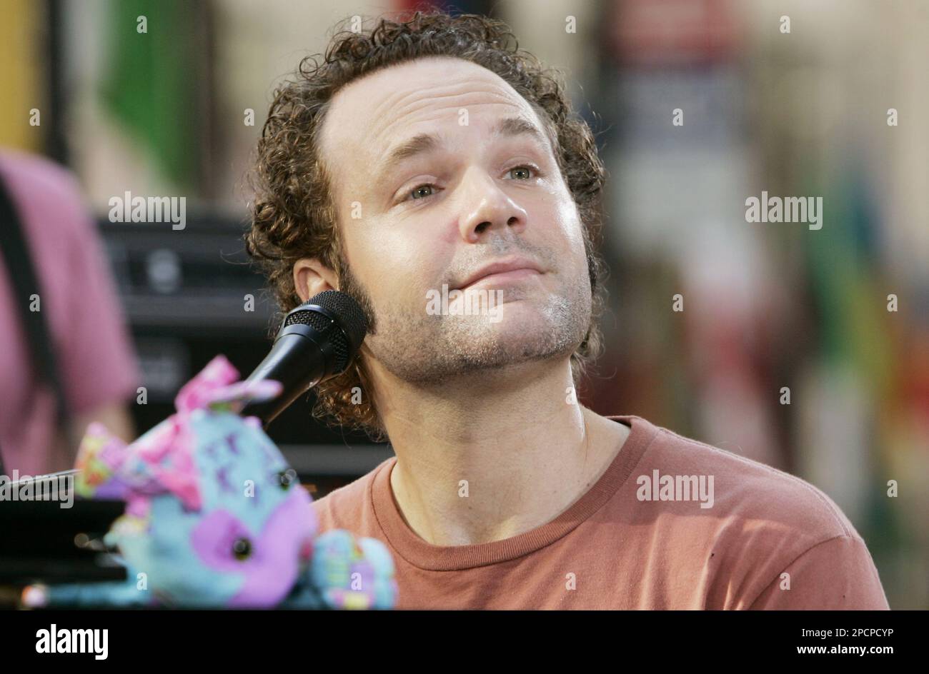 Lead singer John Ondrasik, of Five for Fighting, performs with his ...