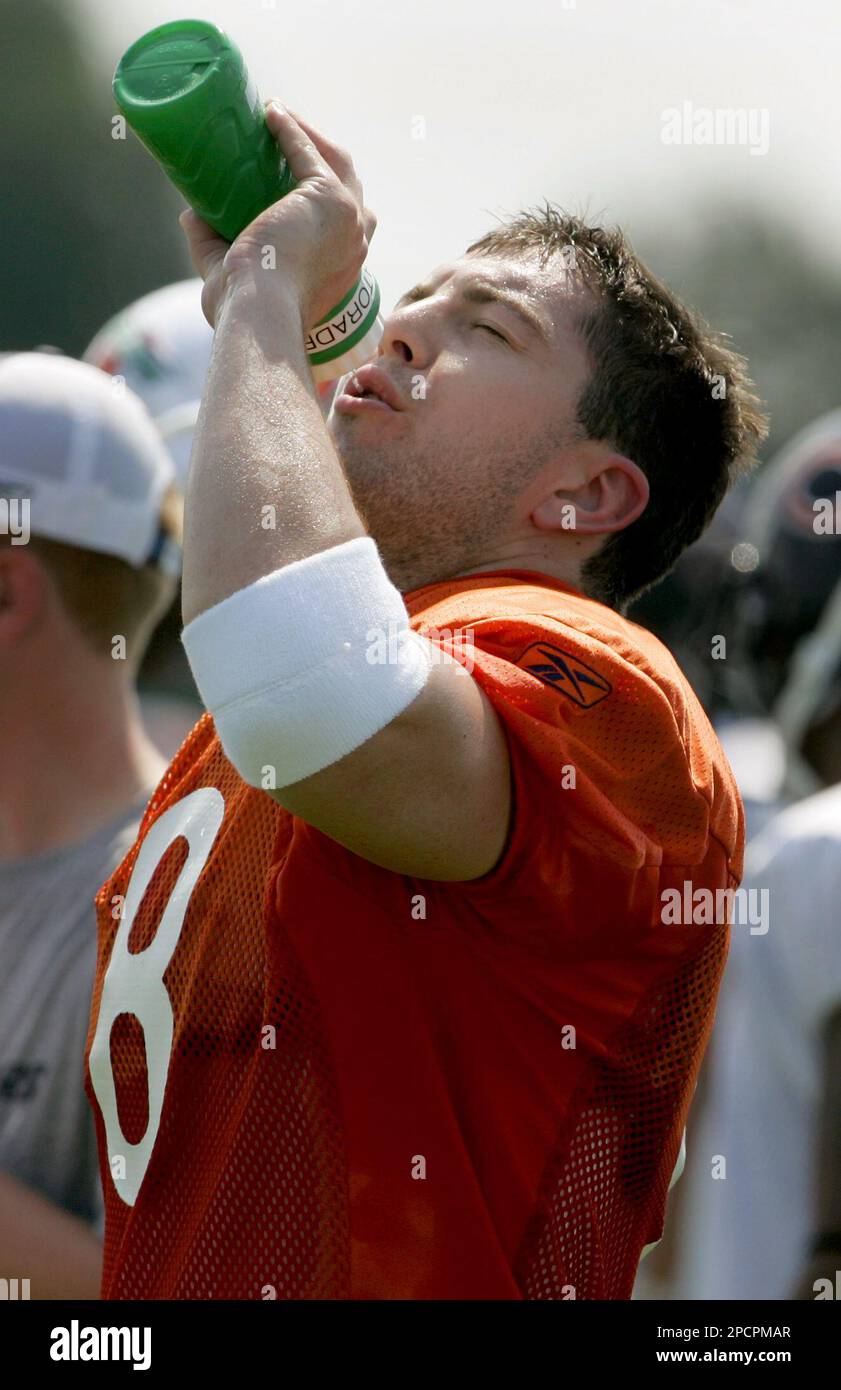 Chicago Bears quarterback Rex Grossman takes a drink during the team's ...
