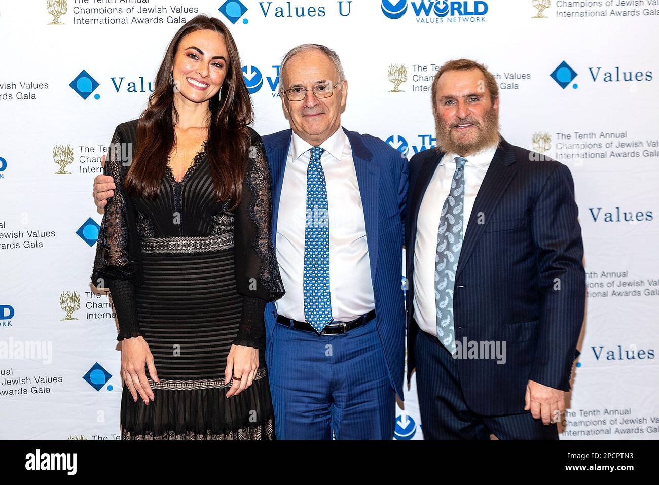 New York, NY, USA. 13th Mar, 2023. Isabel Leonard, Clive Gillinson ...