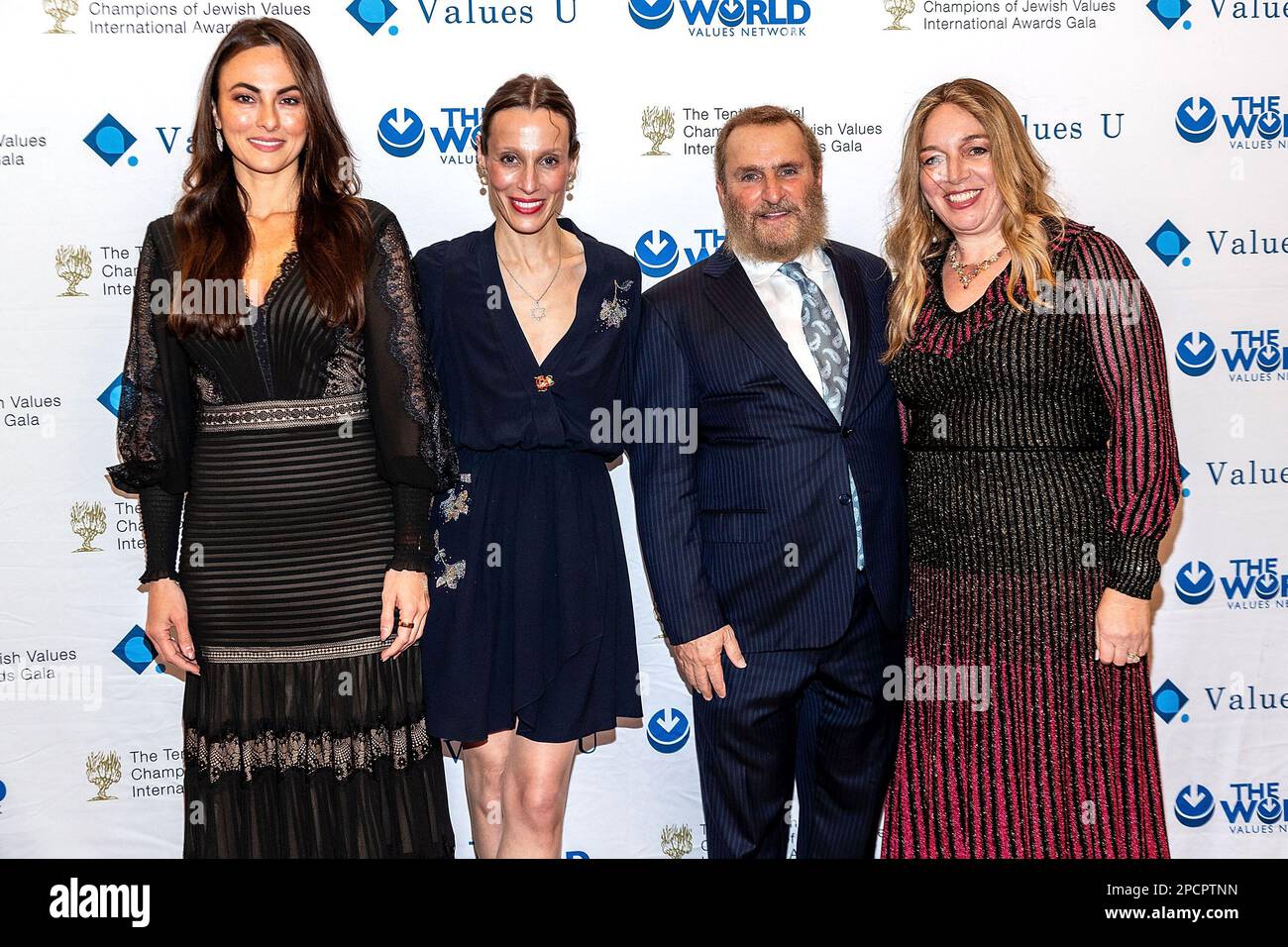 New York, NY, USA. 13th Mar, 2023. Isabel Leonard, Anya Gillinson ...
