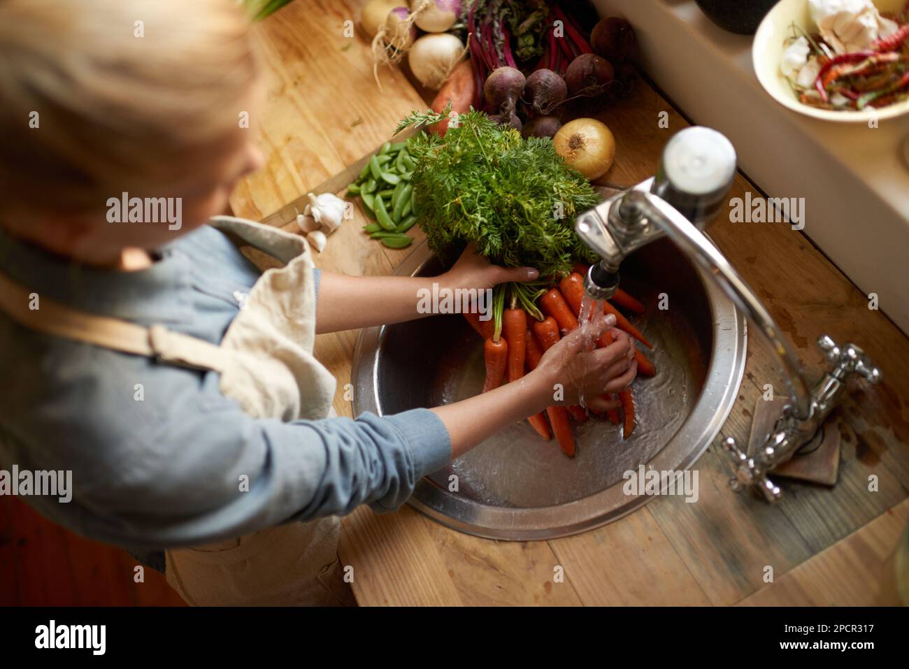 Washing hands before eating hi-res stock photography and images - Alamy