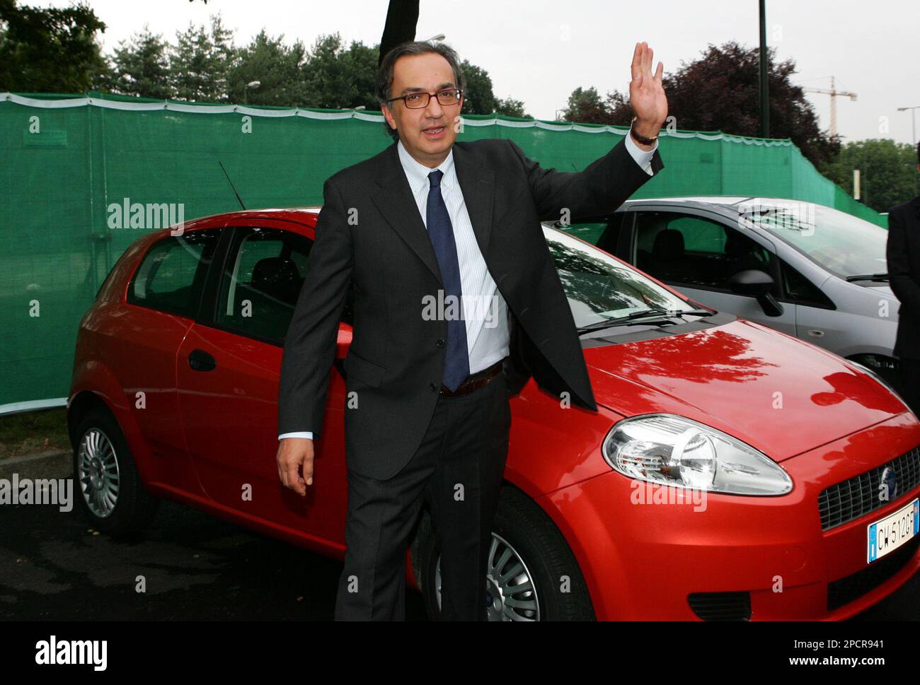 ** FILE ** FIAT CEO Sergio Marchionne gestures in front of the 'Grande ...