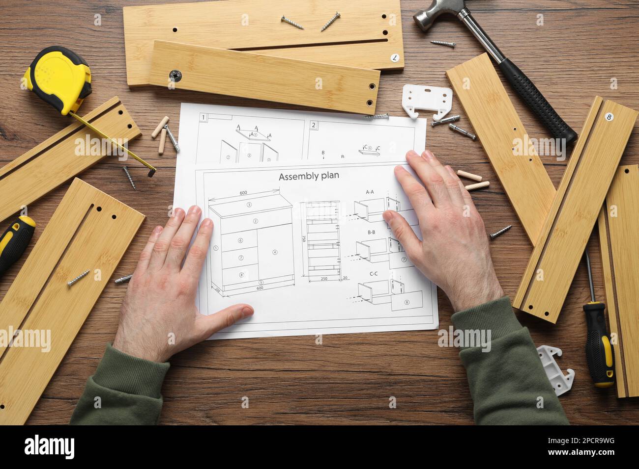 Lay plan screws hi-res stock photography and images - Alamy