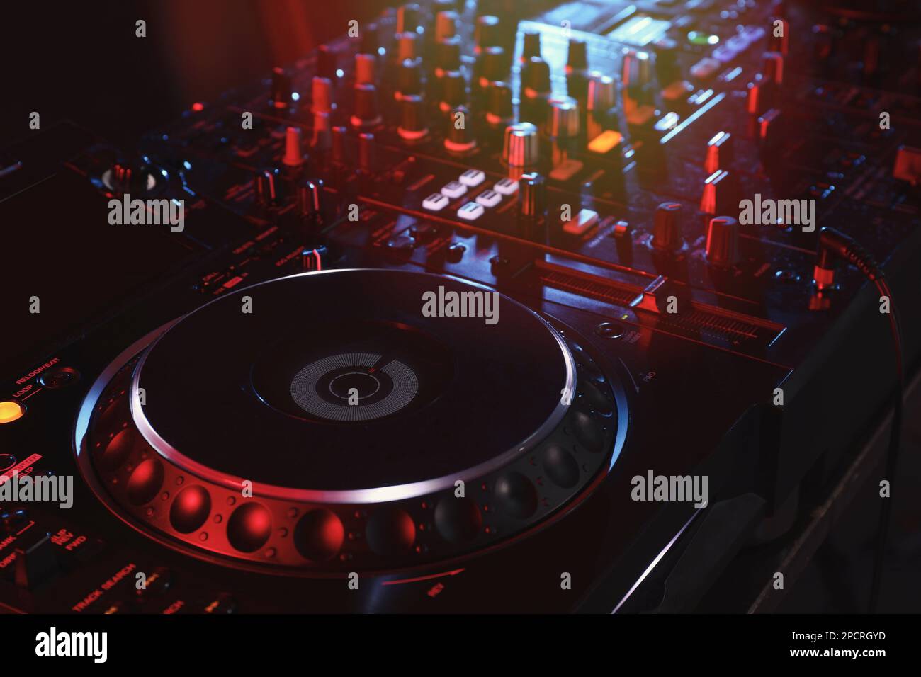 Dj set with view hi-res stock photography and images - Alamy