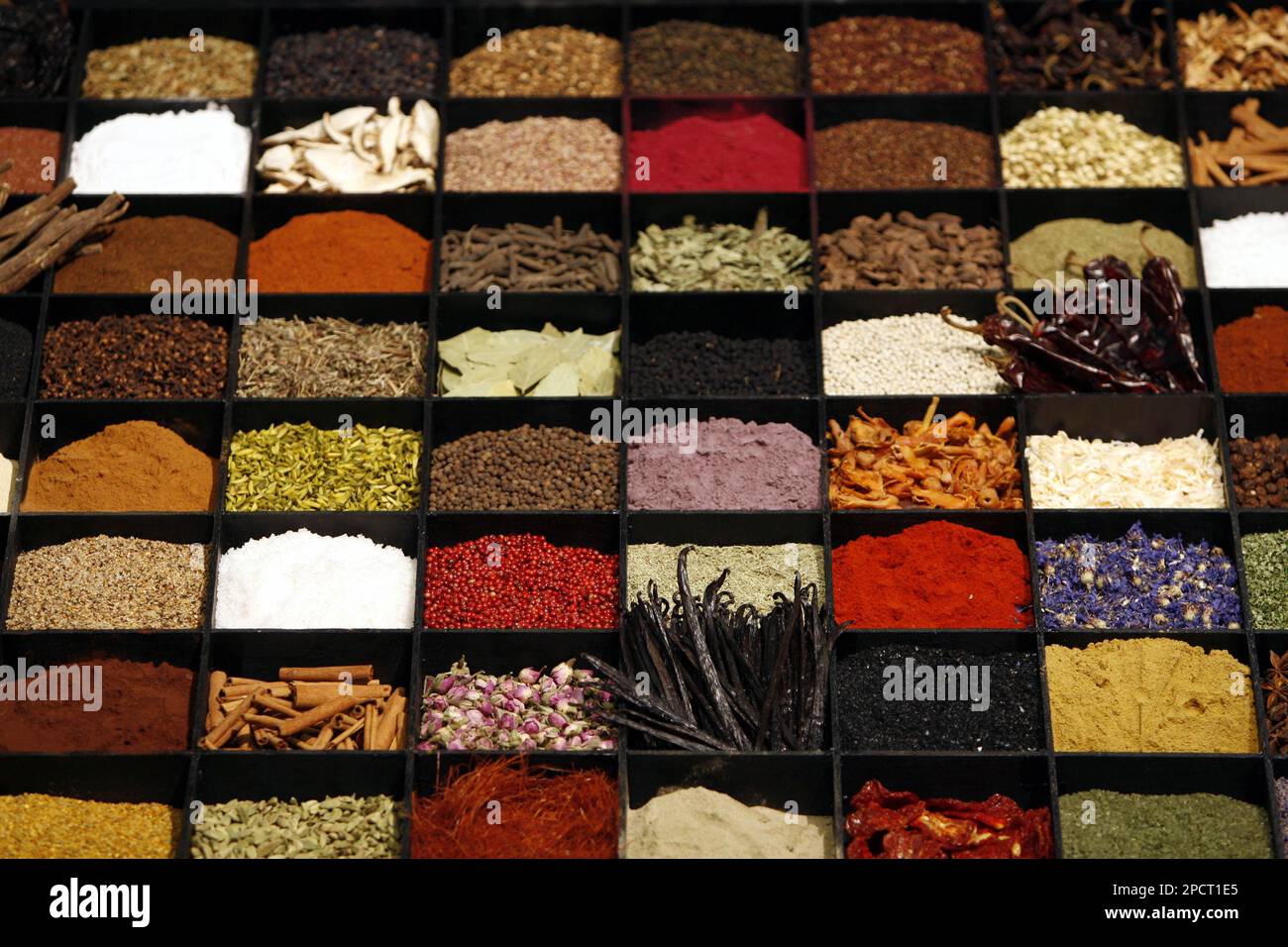 **FOR USE WITH AP WEEKLY FEATURES** A display of spices lends color to ...
