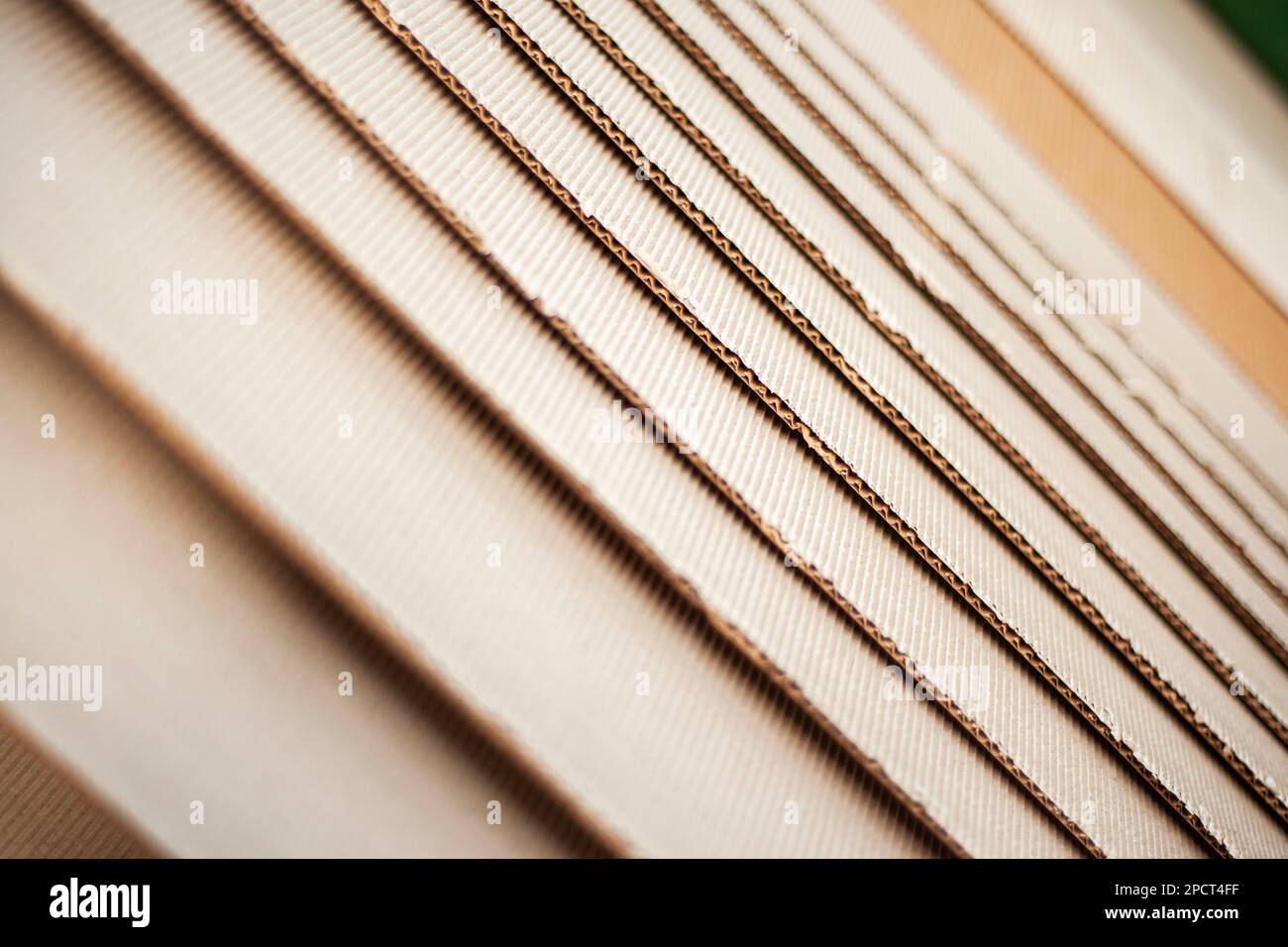 Production line for the production of cardboard and corrugated ...