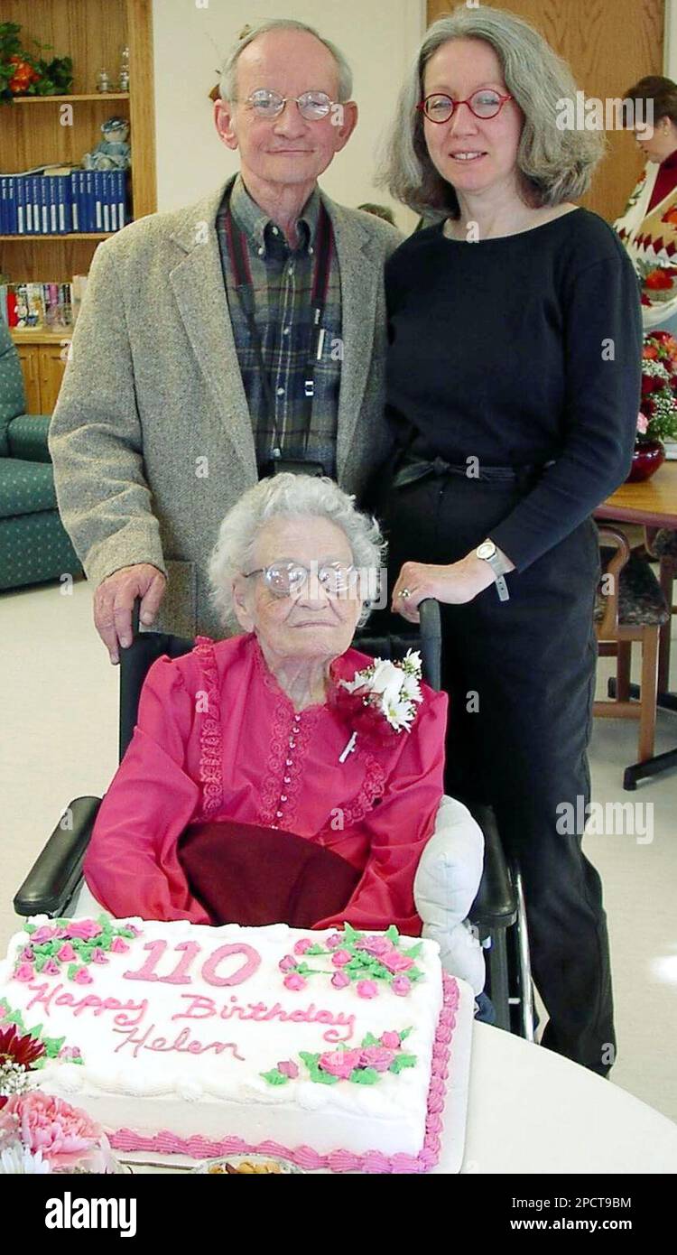 ** ADVANCED FOR WEEKEND July 15-16 ** - Helen Stetter celebrates her ...