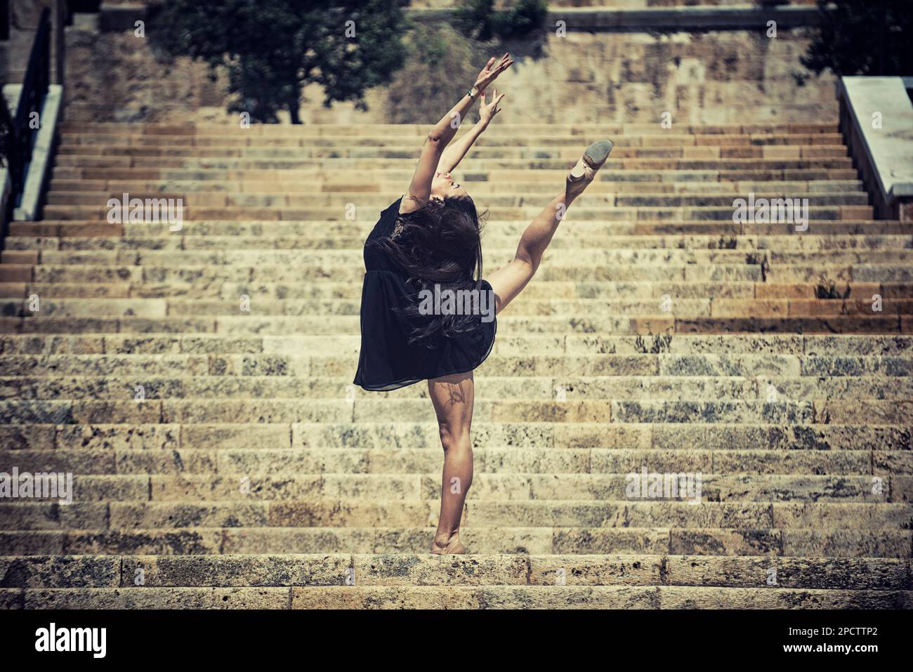 Women dancing with leg kick hi-res stock photography and images - Alamy