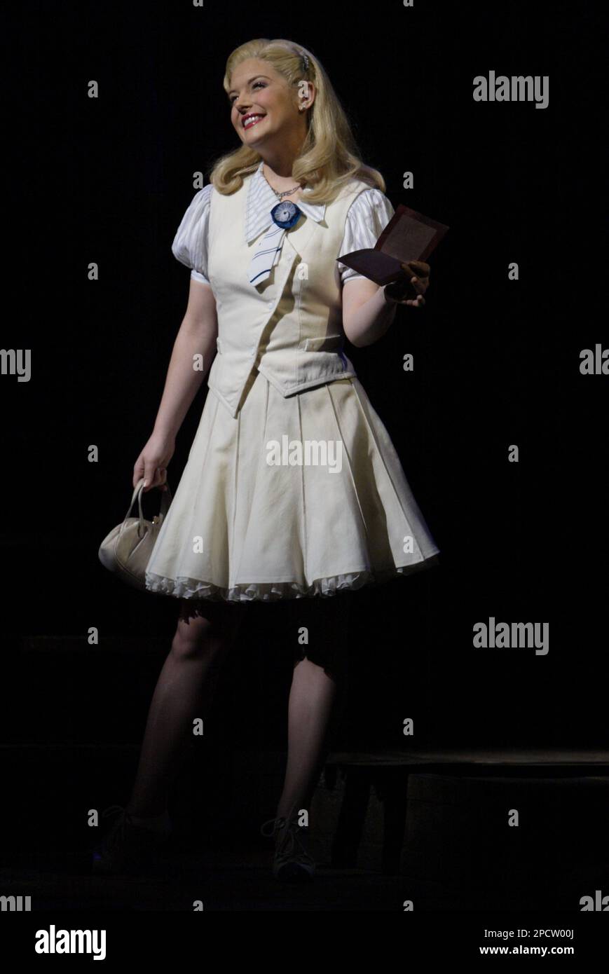 Lucy Durack (Glinda the Good Witch) Press Call for the hugely popular ...