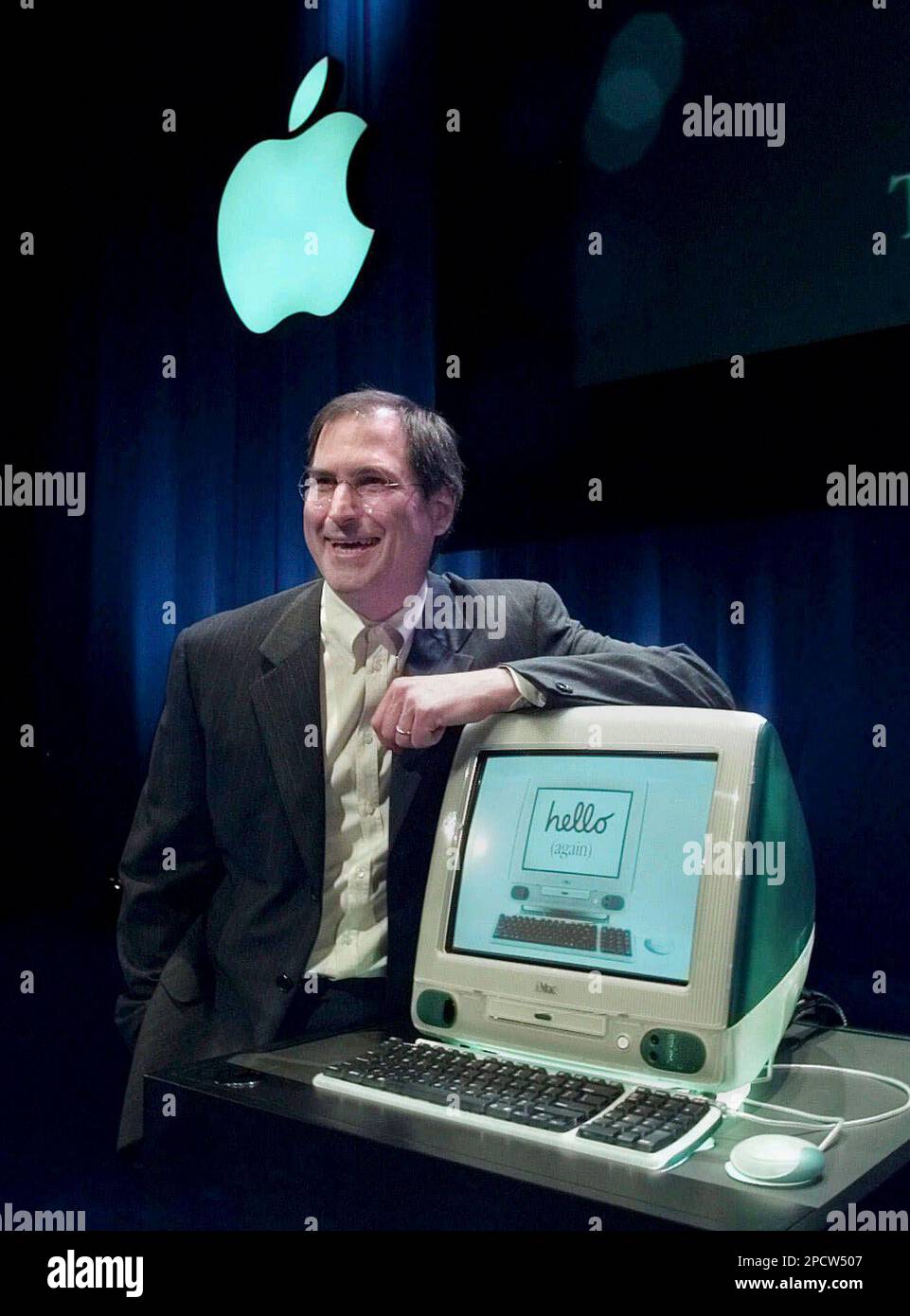 **FILE**Apple Computers Inc. chief executive Steve Jobs unveils the the ...