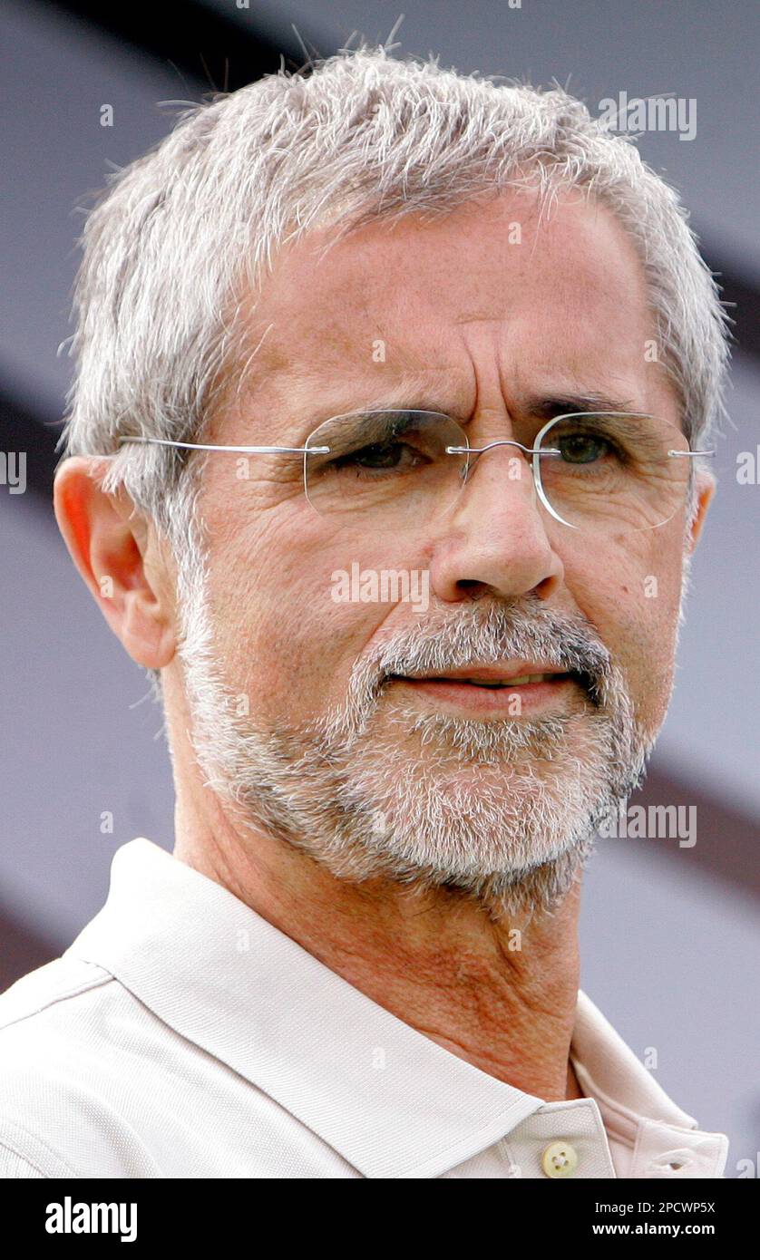 Former German soccer player Gerd Mueller smiles during the presentation ...