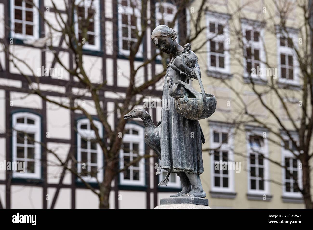14 March 2023, Lower Saxony, Göttingen: The figure from the Gänseliesel ...