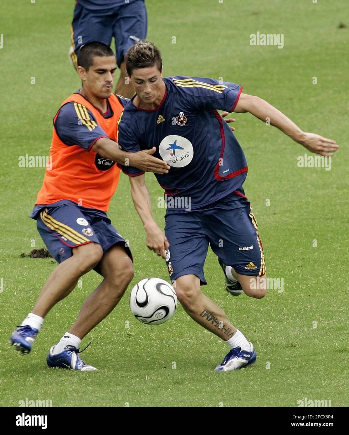 Fernando Torres Kicked In Face