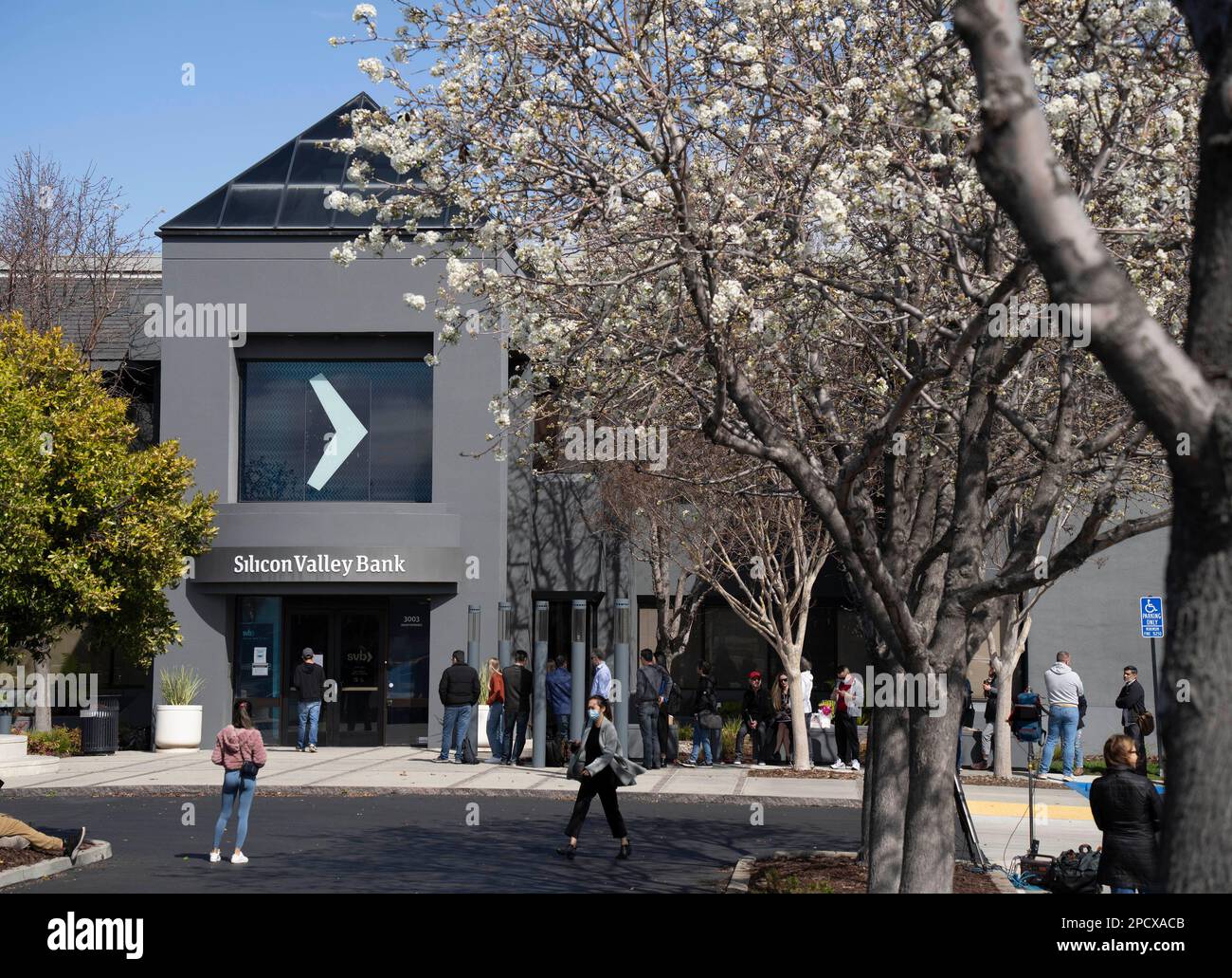 New yorks signature bank hi-res stock photography and images - Alamy