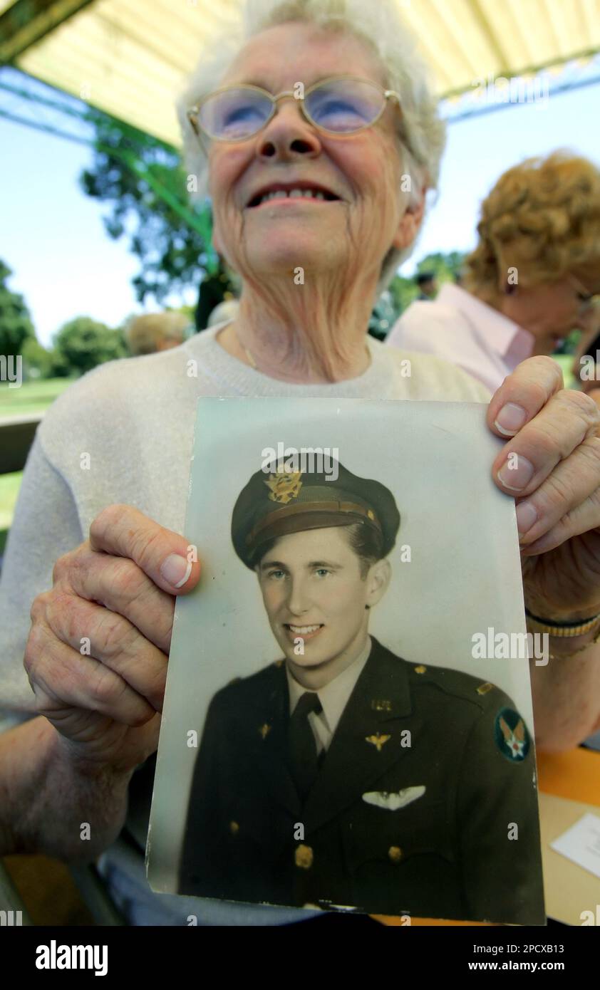 June Robertson holds a photo of her brother, 2nd Lt. John A. Widsteen ...
