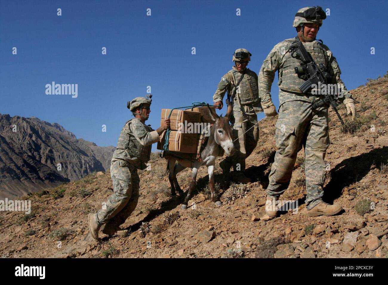US soldiers from the 2nd Battalion, 87th Infantry Regiment, 10th ...