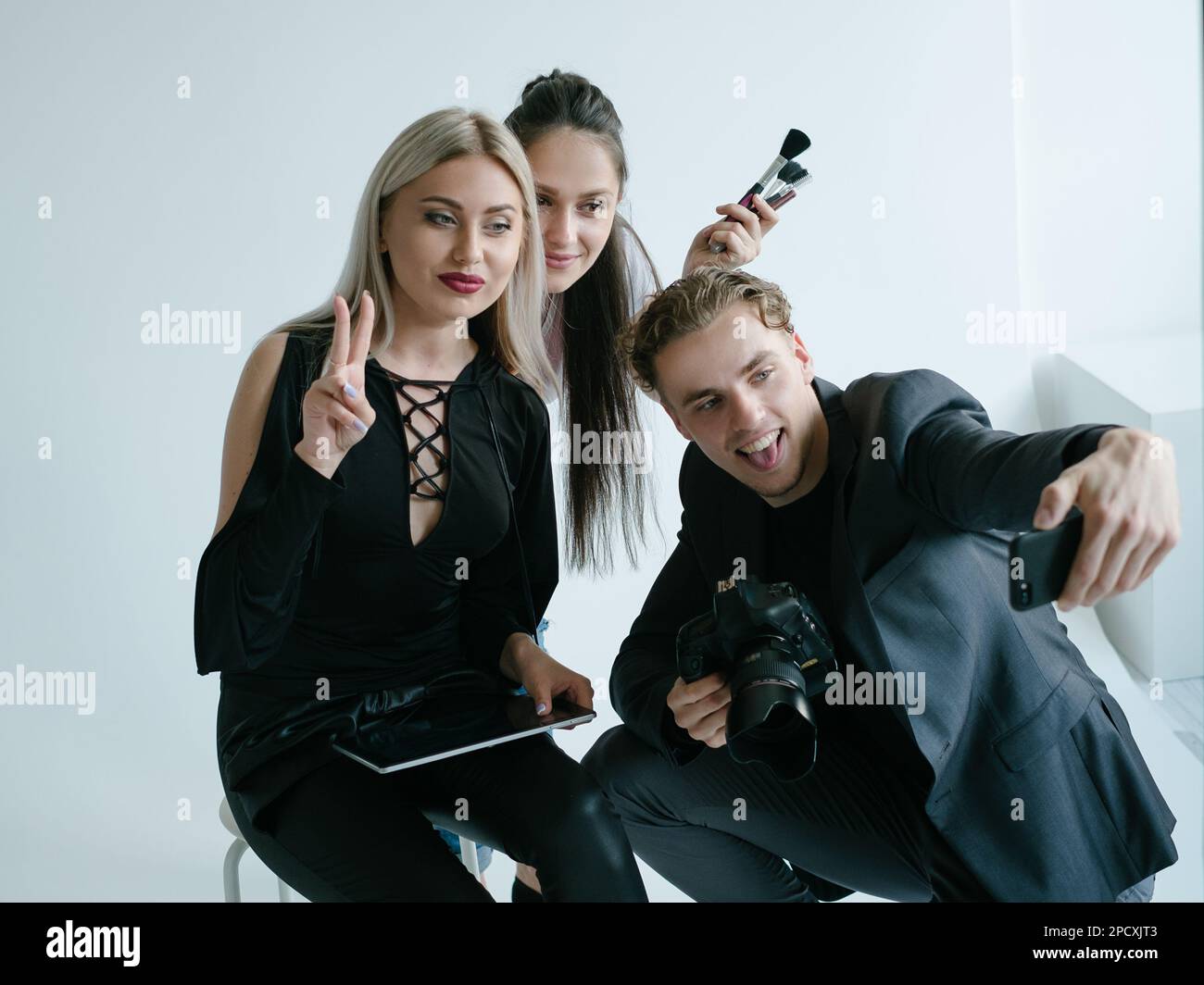 backstage teamwork group selfie lifestyle concept Stock Photo - Alamy