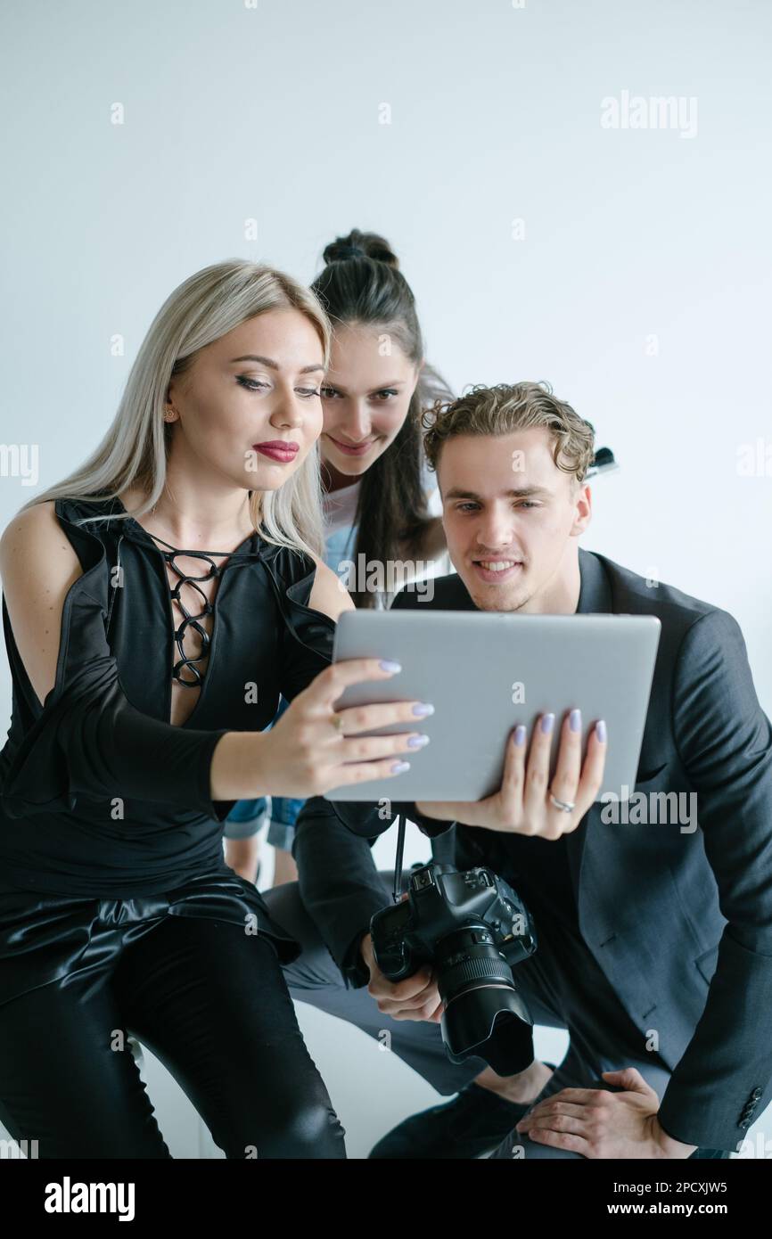 backstage teamwork group selfie lifestyle concept Stock Photo - Alamy