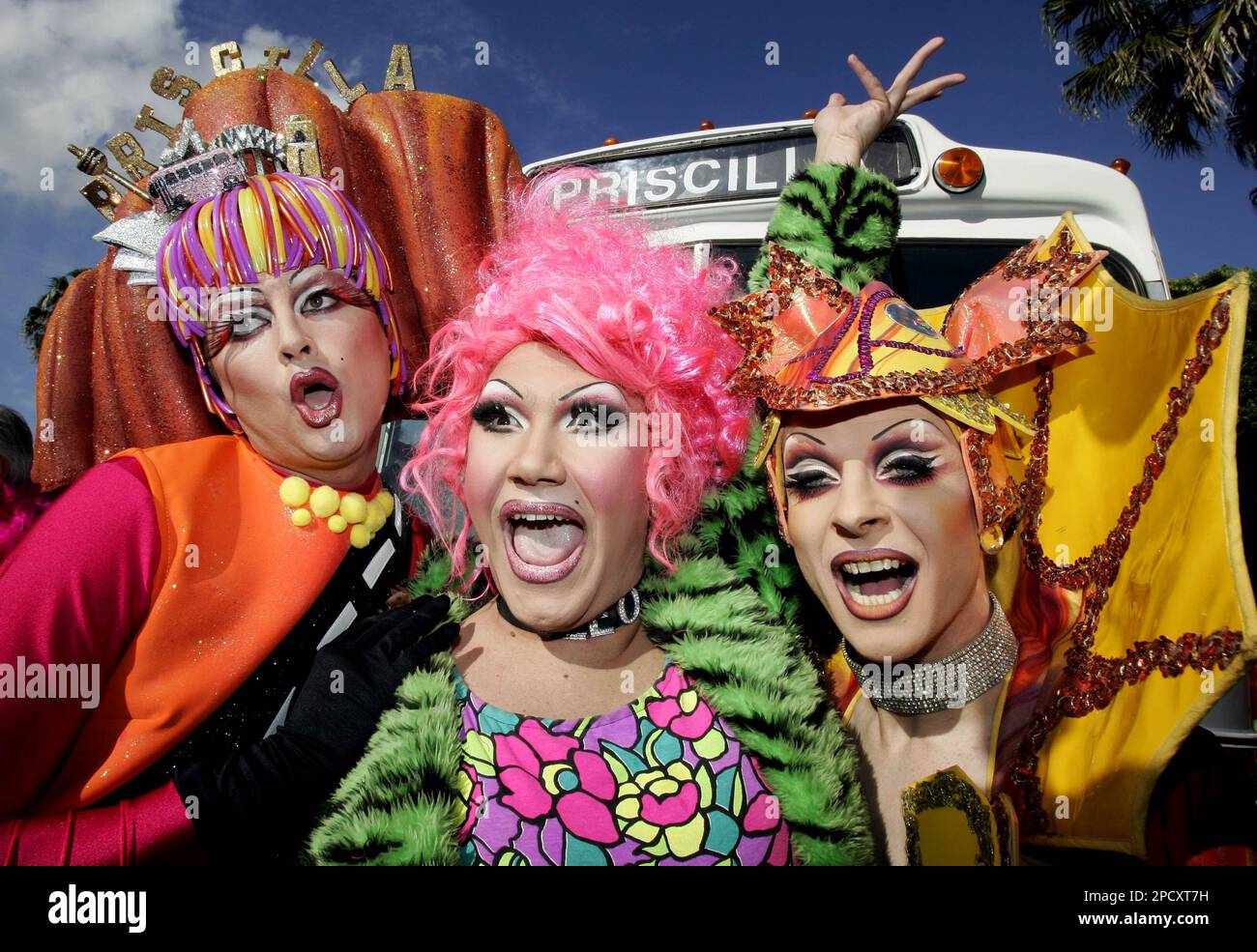 Priscilla Queen Of The Desert Cast