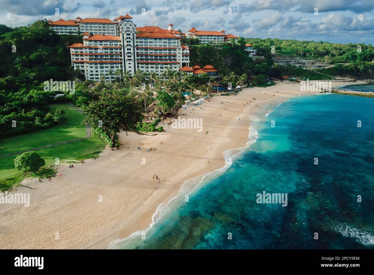 Tropical beach with luxury hotel resort and ocean in Bali island ...