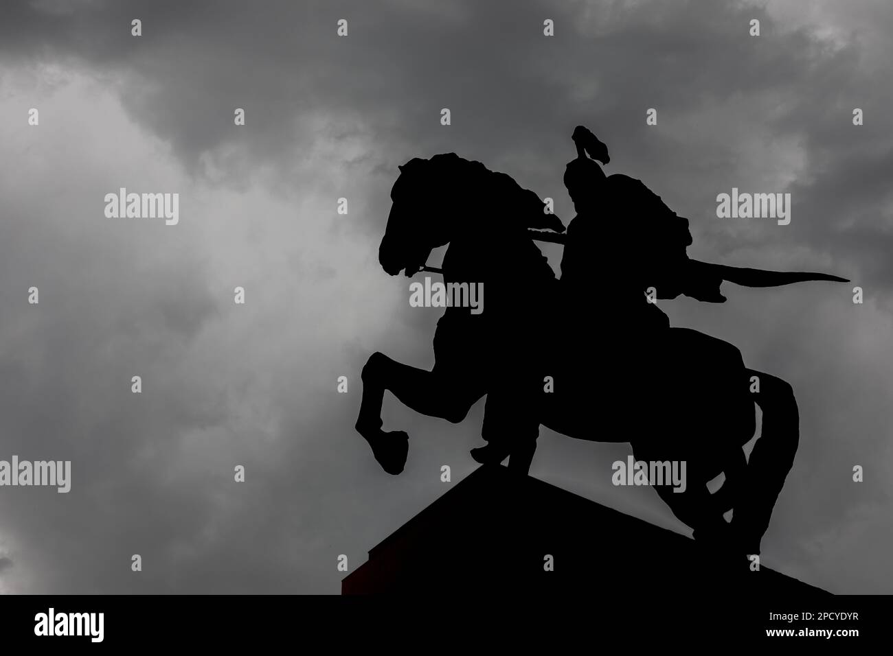 Statue of national hero Manas, Bishkek, Kyrgyzstan Stock Photo - Alamy