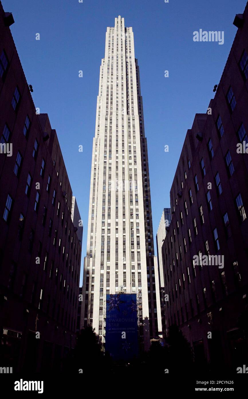 ** FILE ** A view of the General Electric GE building at 30 Rockefeller ...