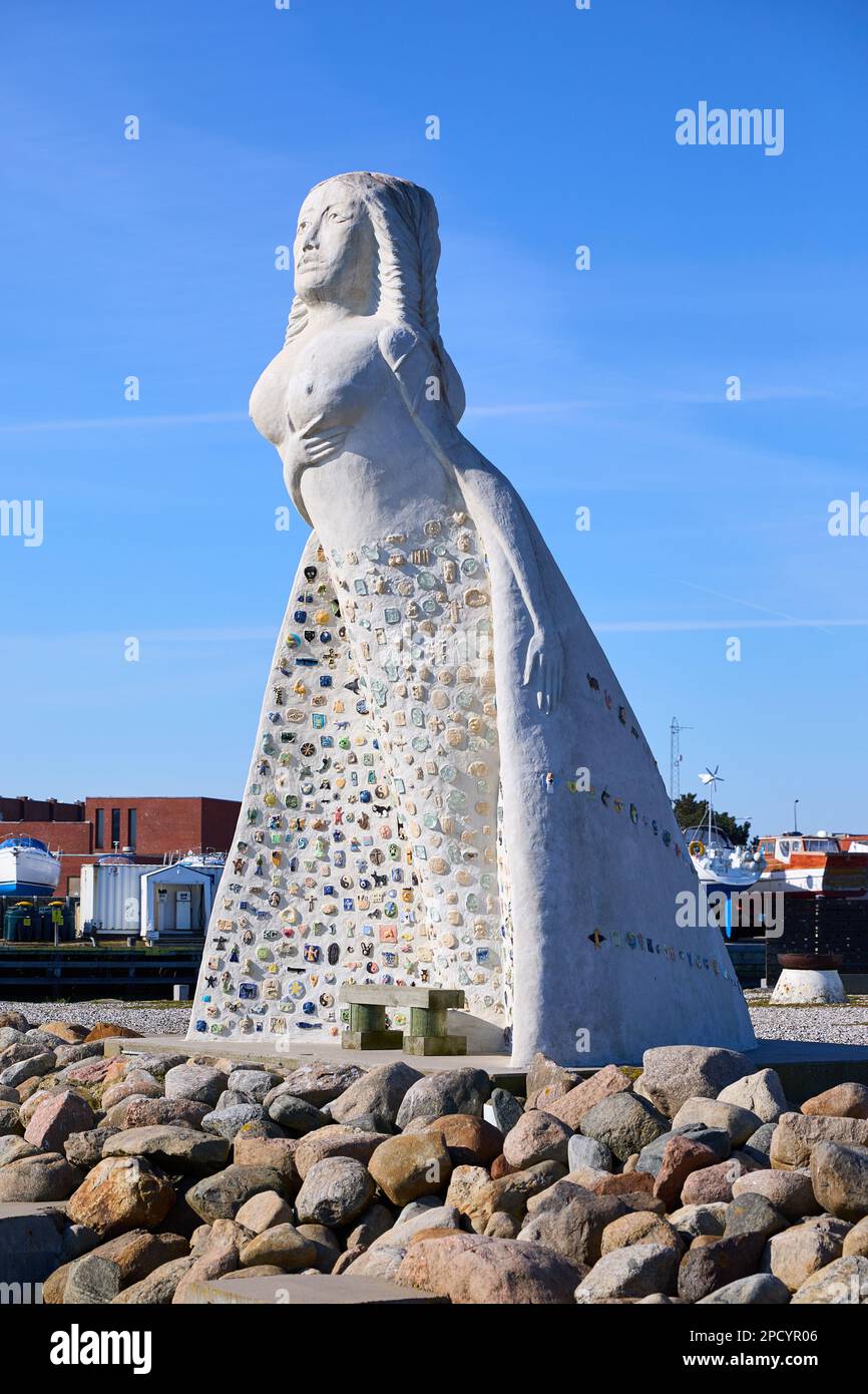 Fruen fra Havet (The Lady from the Sea), concrete sculpture by Marit ...
