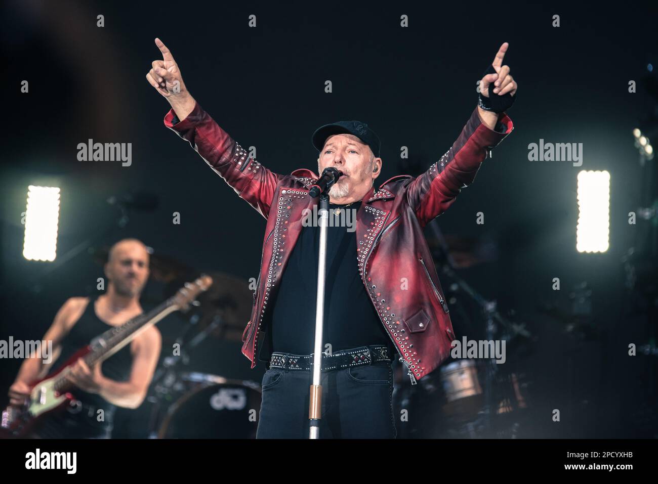 Torino, Italia. 30 giugno 2022. Il cantante rock italiano Vasco ha ...