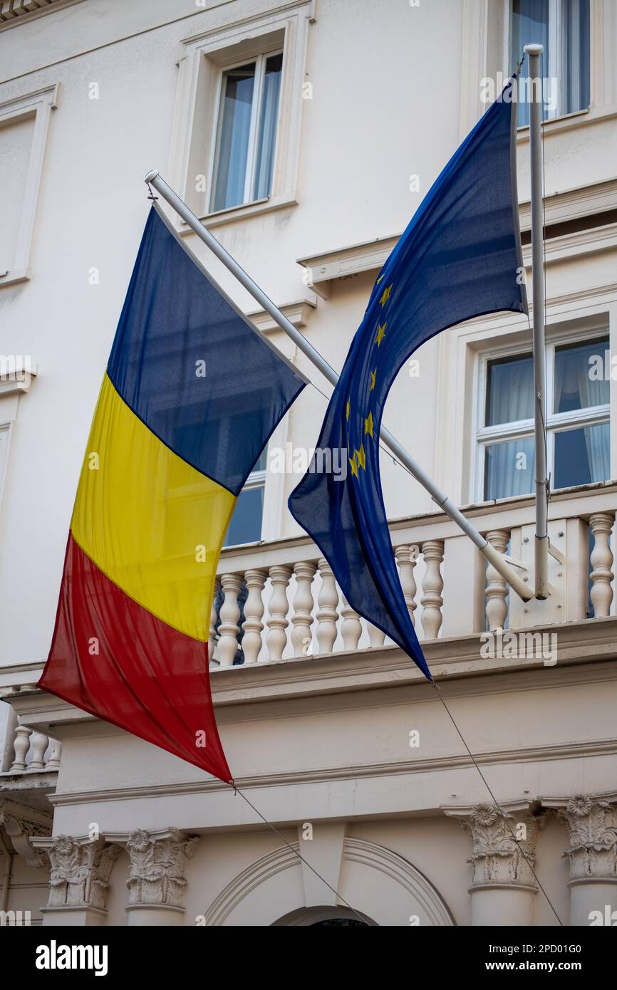 Romania england flag hi-res stock photography and images - Alamy