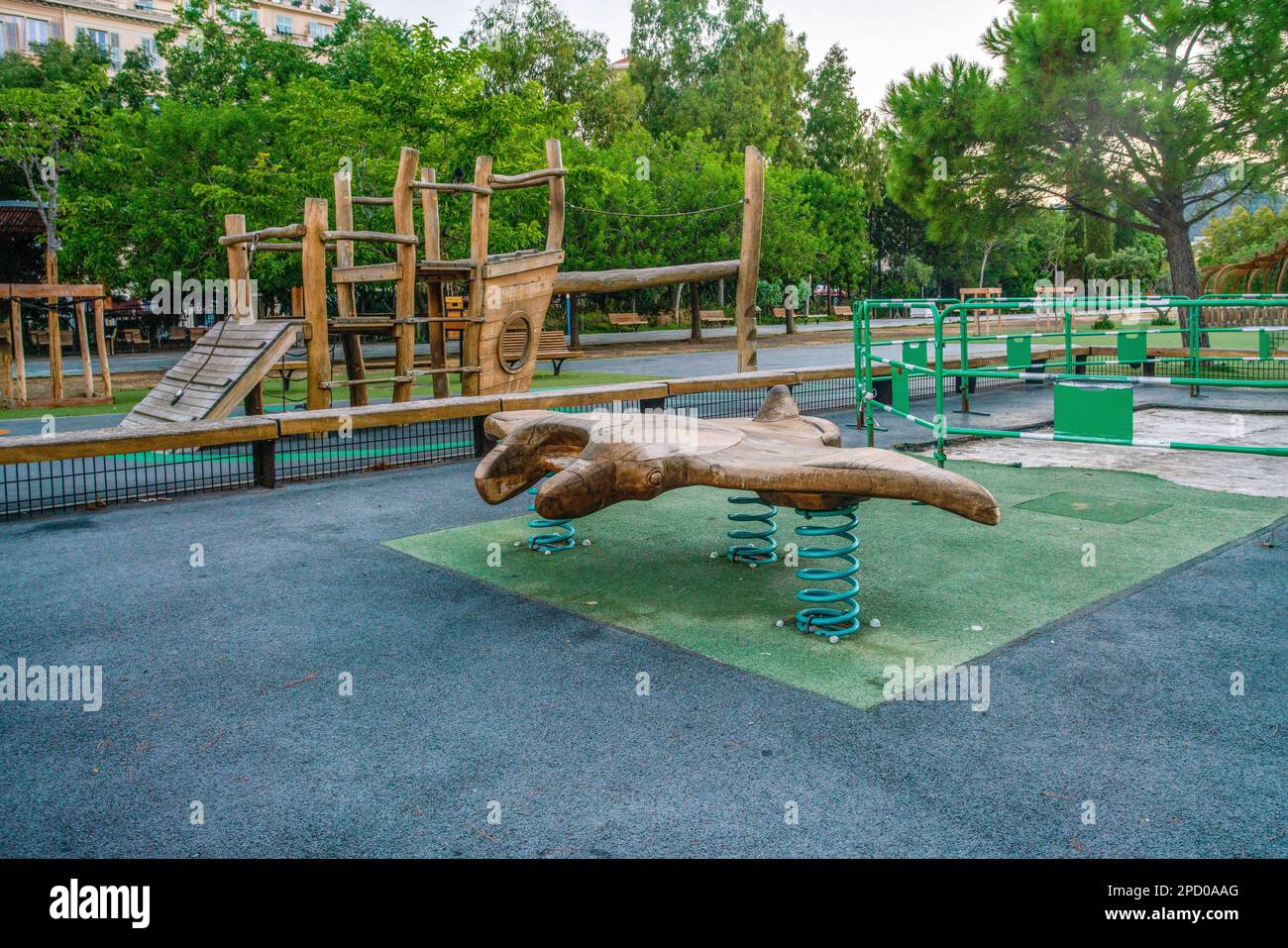 Parc de la coulee verte hi-res stock photography and images - Alamy