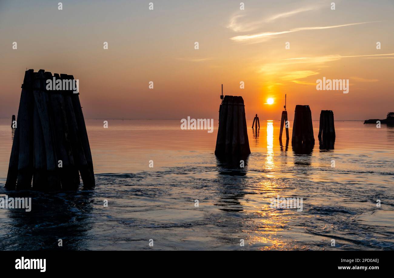 Sunset in the lagoon hi-res stock photography and images - Alamy