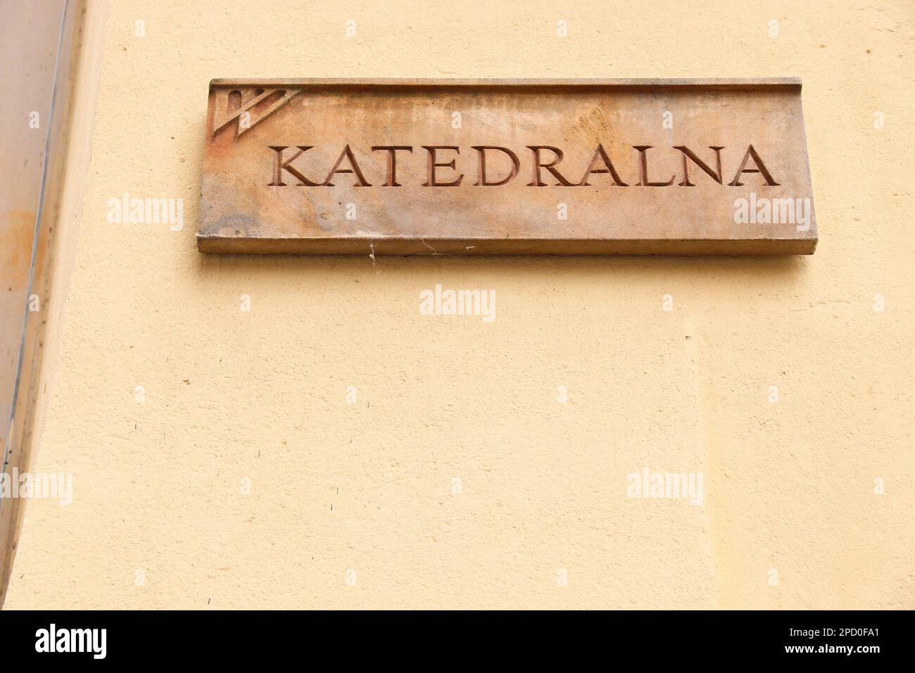 Katedralna street name sign in Wroclaw, Poland. Wroclaw landmarks Stock Photo - Alamy