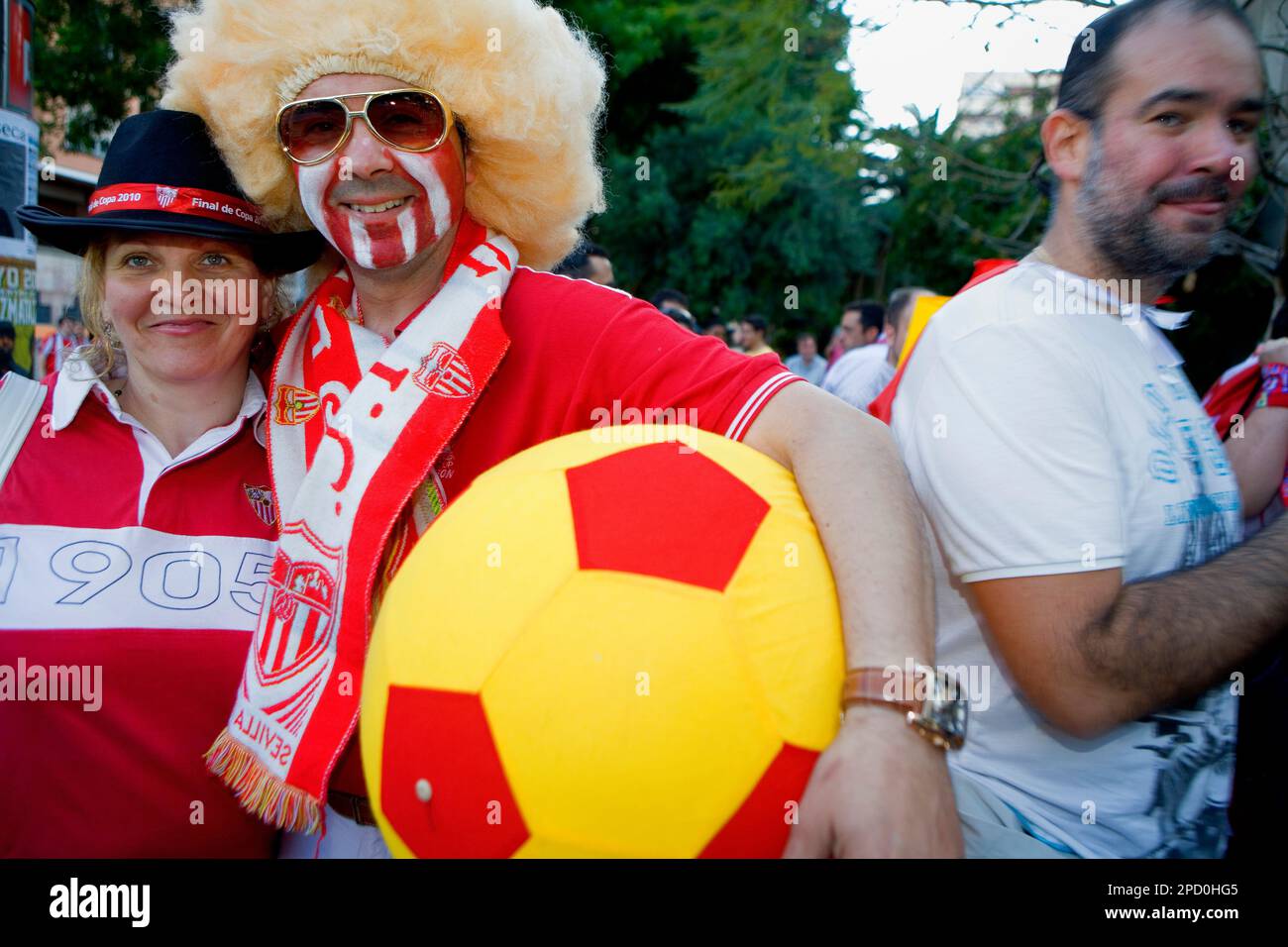 Body painting soccer hi-res stock photography and images - Alamy