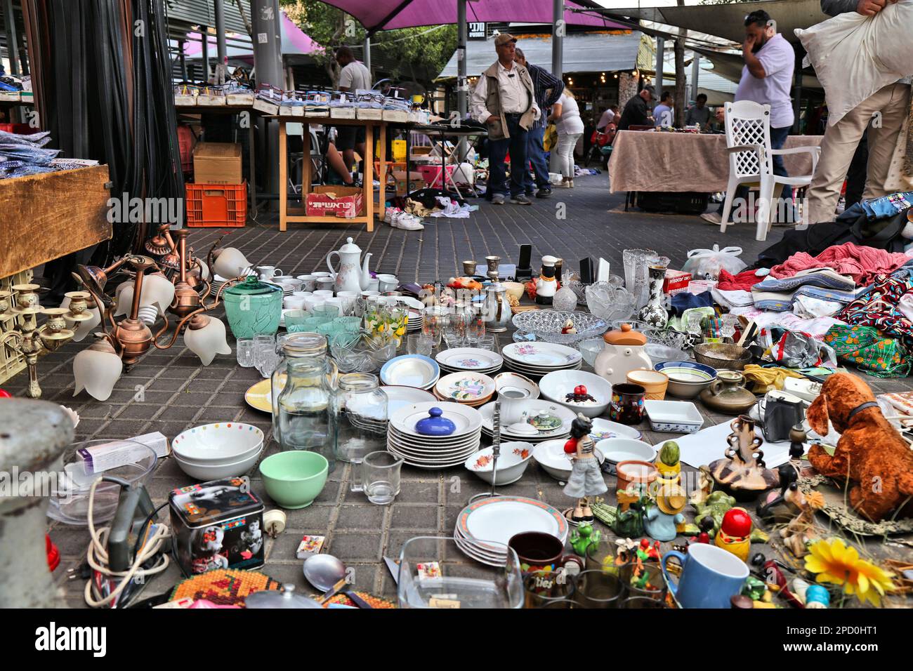 TEL AVIV, ISRAEL - NOVEMBER 2, 2022: People visit Jaffa Flea Market ...
