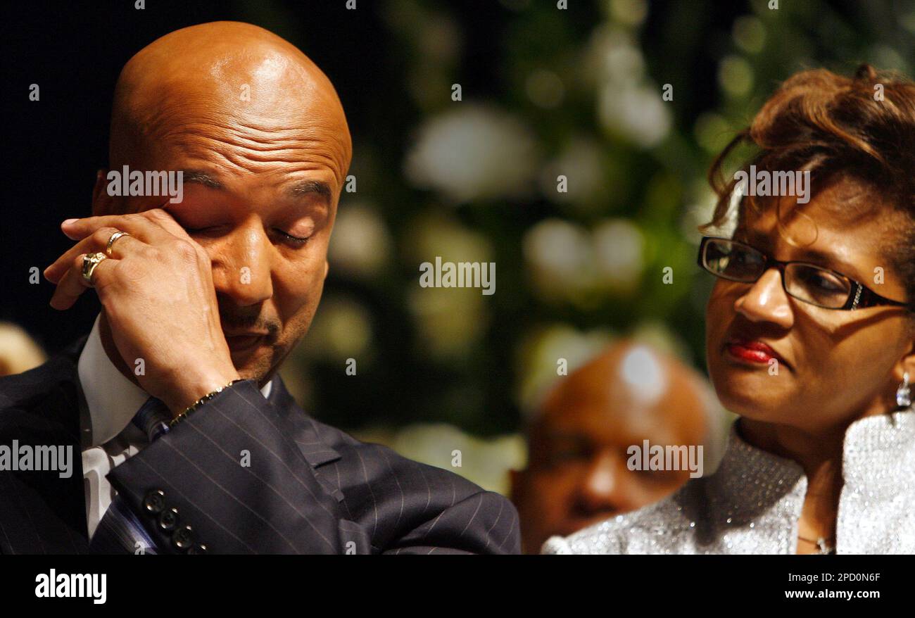 Ray Nagin wipes a tear from his eye during a speech by his brother-in ...