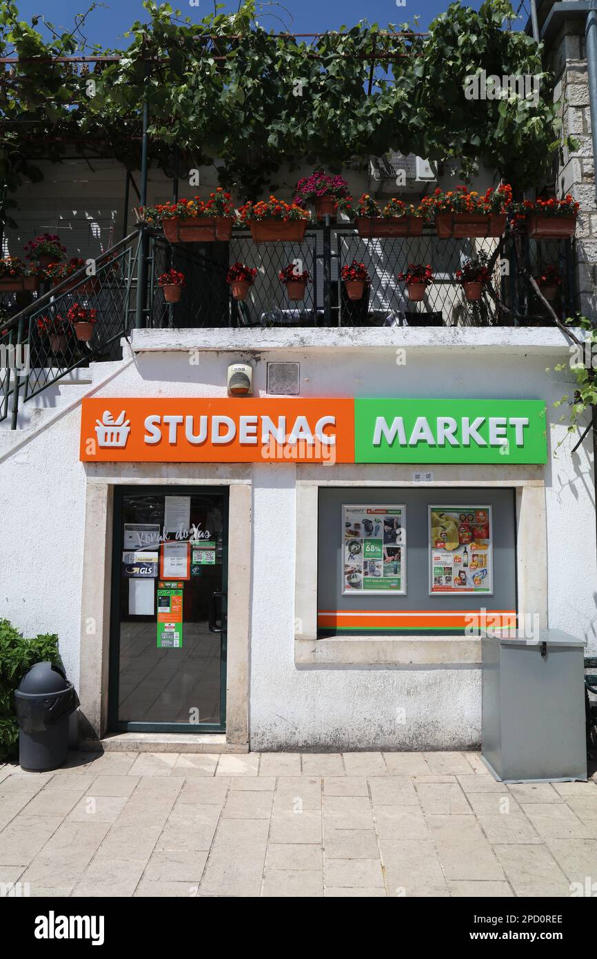 Studenac market hi-res stock photography and images - Alamy