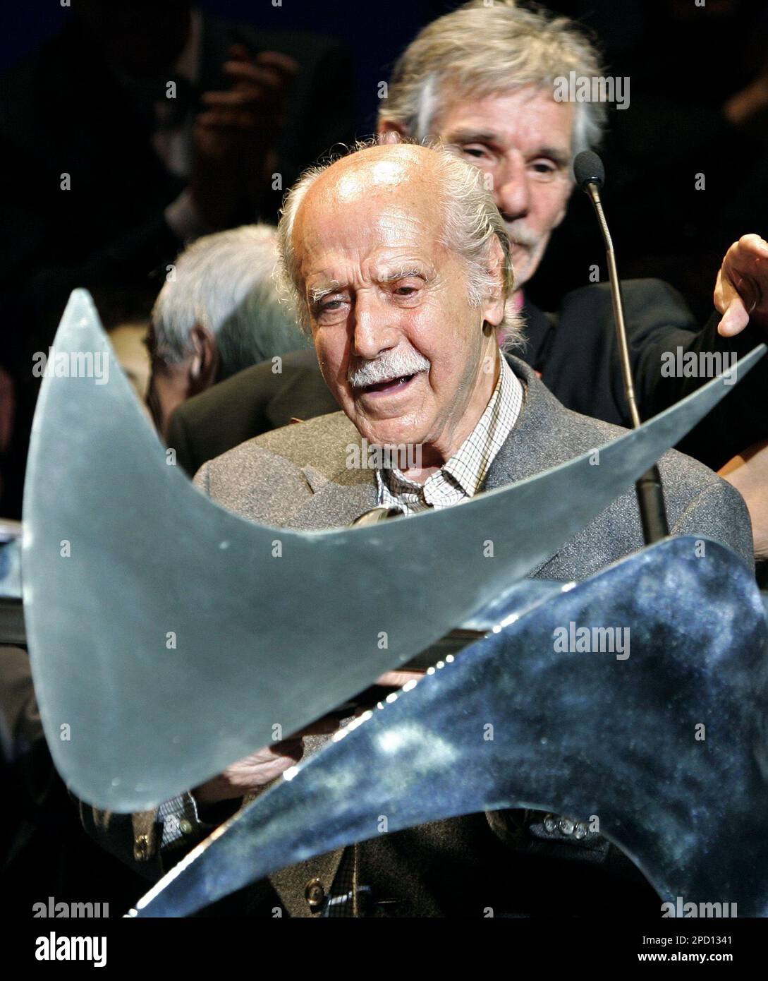 Spanish actor Manuel Alexandre makes a speech after winning the best ...