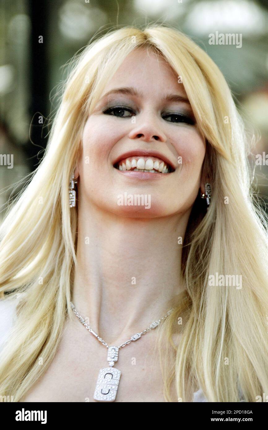 German model Claudia Schiffer arrives for the screening of the film "El ...