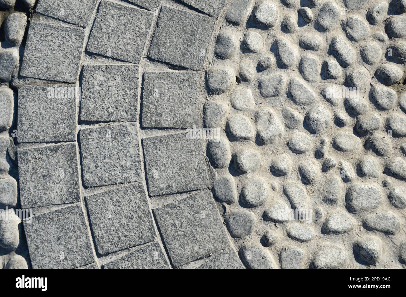 Pebble stone path walkway hi-res stock photography and images - Alamy