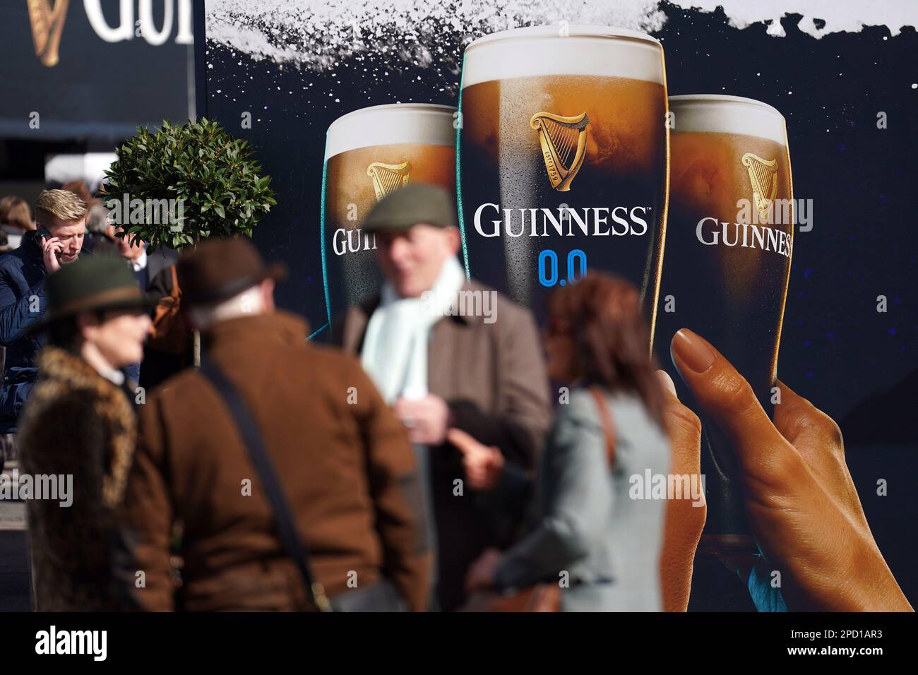 Guinness 0 0 hi-res stock photography and images - Alamy