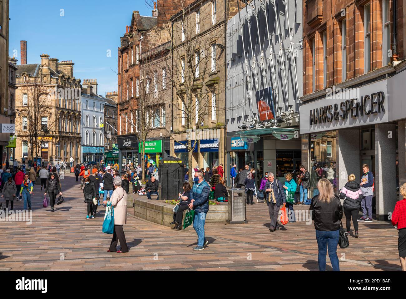 The busy city centre in Stirling in Scotland Stock Photo - Alamy